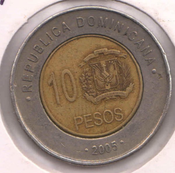 Dominica rep. - 10 pesos 2005 vf bimetal coin - KB Coins & Currencies