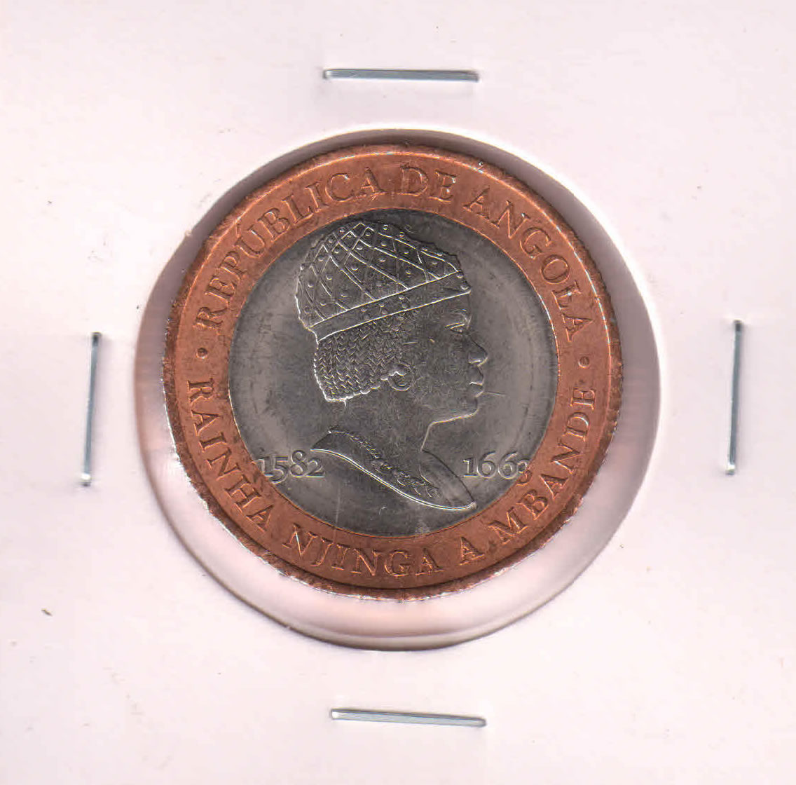 Angola - 20k , 2014 unc bimetal coin - KB Coins & Currencies